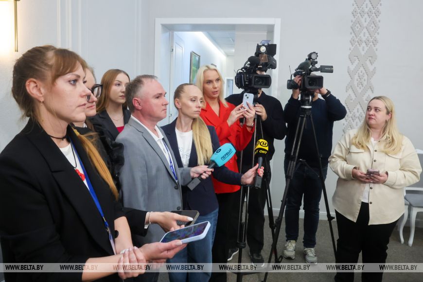 Governor comments on progress in fodder harvesting in Mogilev Oblast